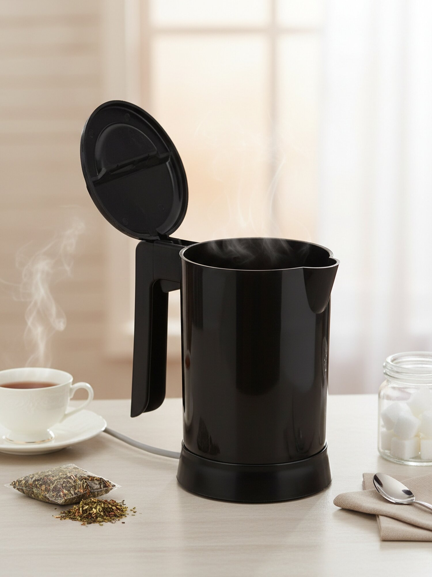 Чайник электрический Vepsmann VN-110 черный, 0.5 л, 800 Вт, дорожный мини-чайник для путешествий, пластиковый корпус