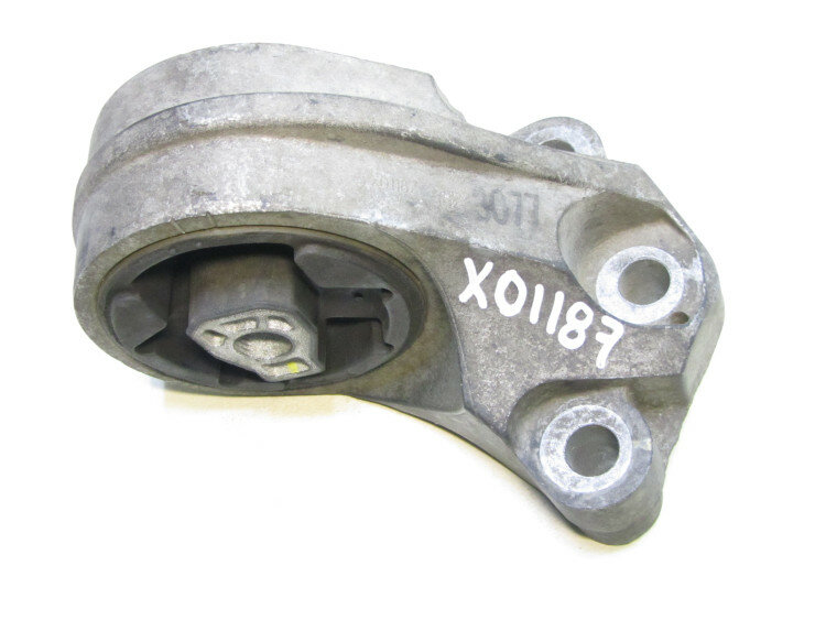 Подушка двигателя задняя 94543716 25888331 Opel Antara Chevrolet Captiva Дизель A22DM МКПП