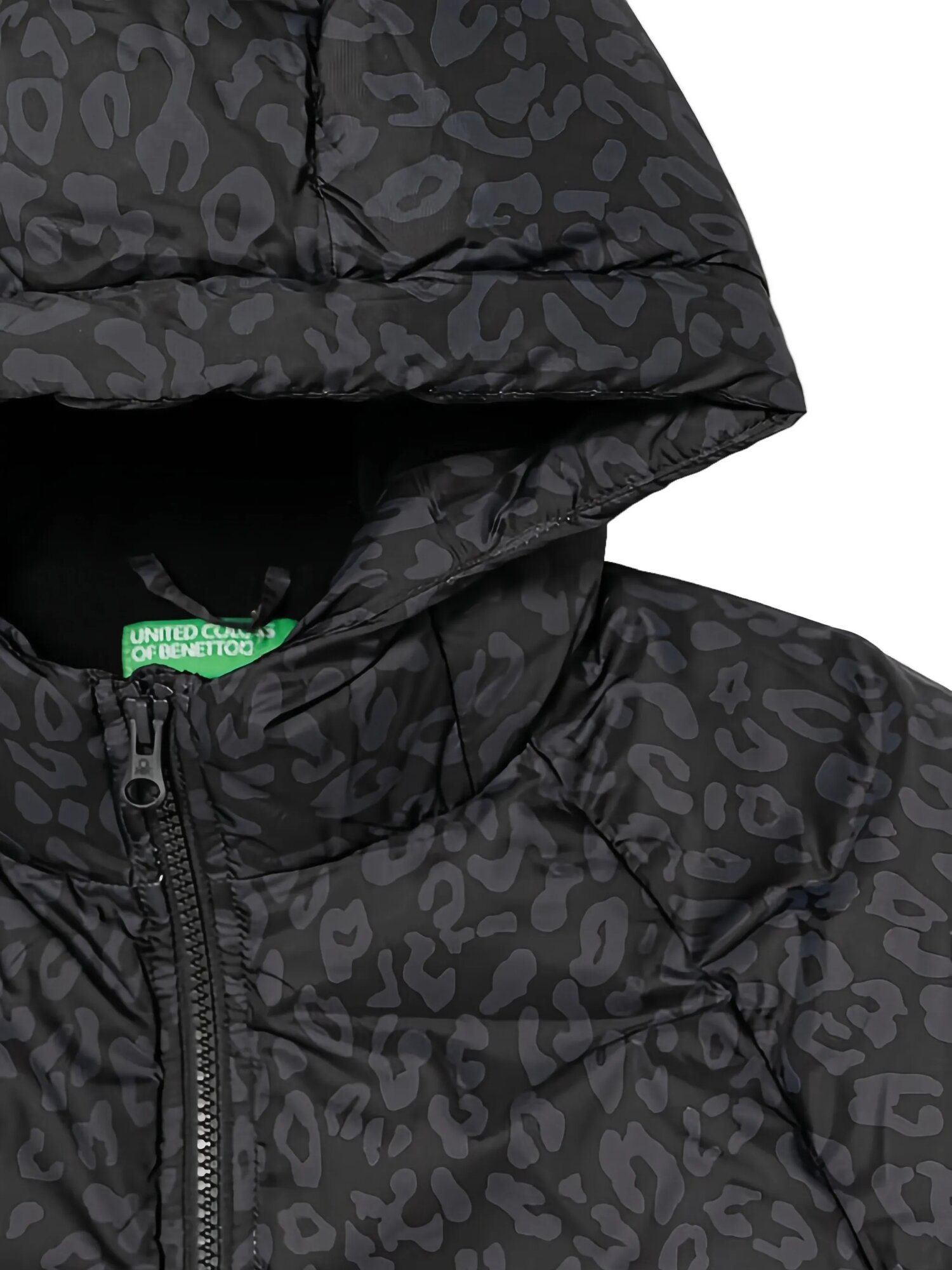 Пуховик UNITED COLORS OF BENETTON Animal-print padded jacket, размер 12 лет, черный/серый металик — фото 1