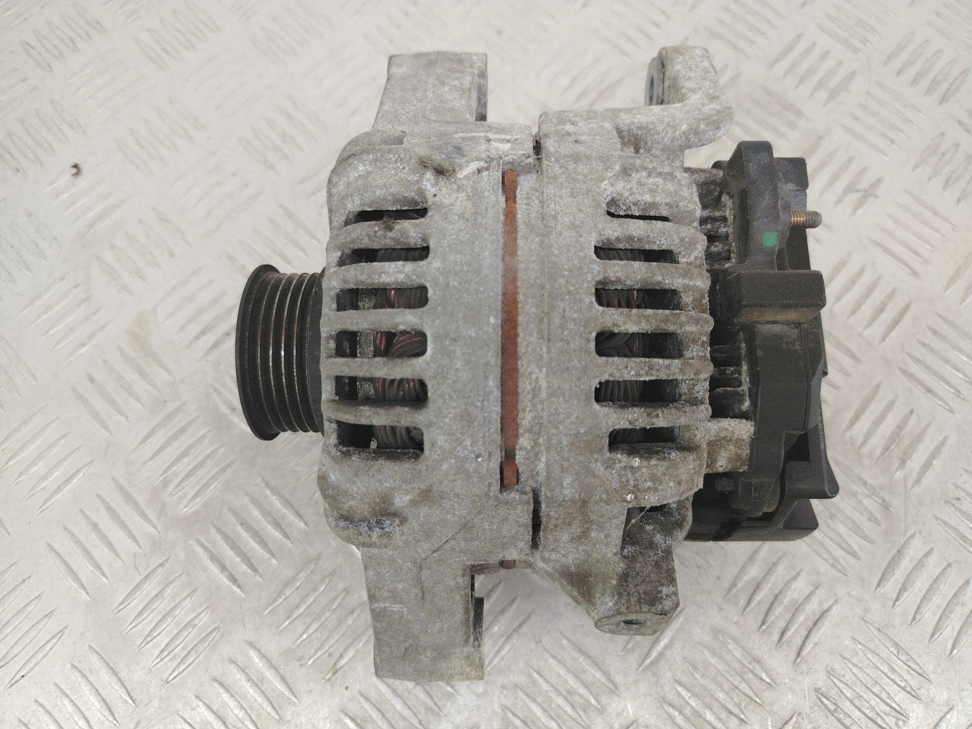 Генератор Opel Astra G (1998 - 2009) 0124425022