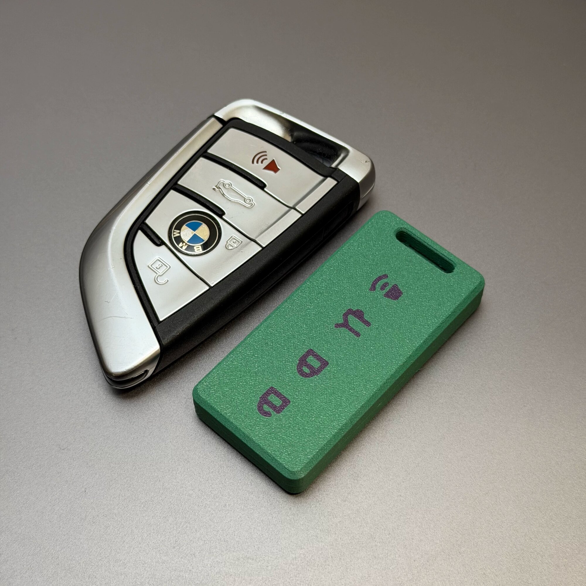 Ключевой чехол для BMW G-платформы с зелено-фиолетовым логотипом BMW, легкий и компактный для моделей 3, 5, 7 серии и