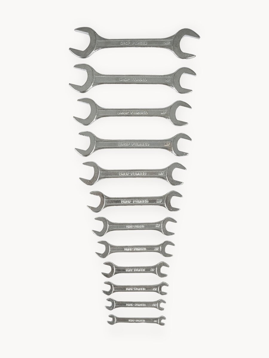 Набор ключей рожковых Park, 12 шт. (6x7, 8x9, 10x11, 12x13, 14x15, 16x17, 18x19, 20x22, 21x23, 24x27, 25x28, 30x32 мм)