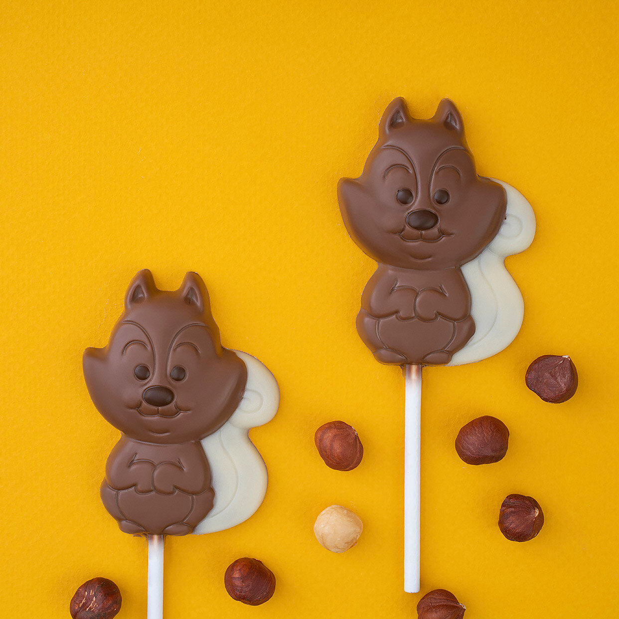 Бурундучок молочный шоколад на палочке. FrenchKiss