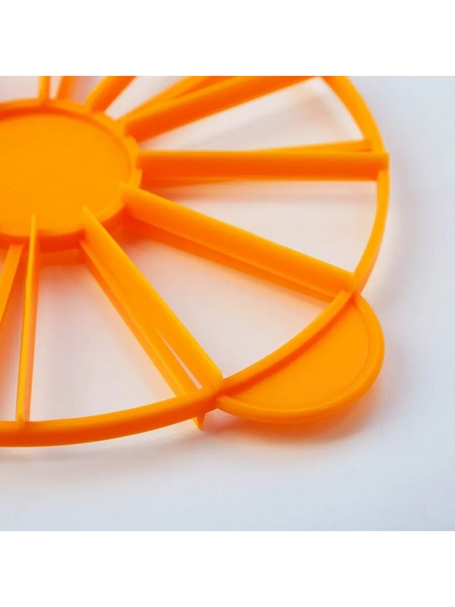 Удобный пластиковый делитель тортов на 12 частей