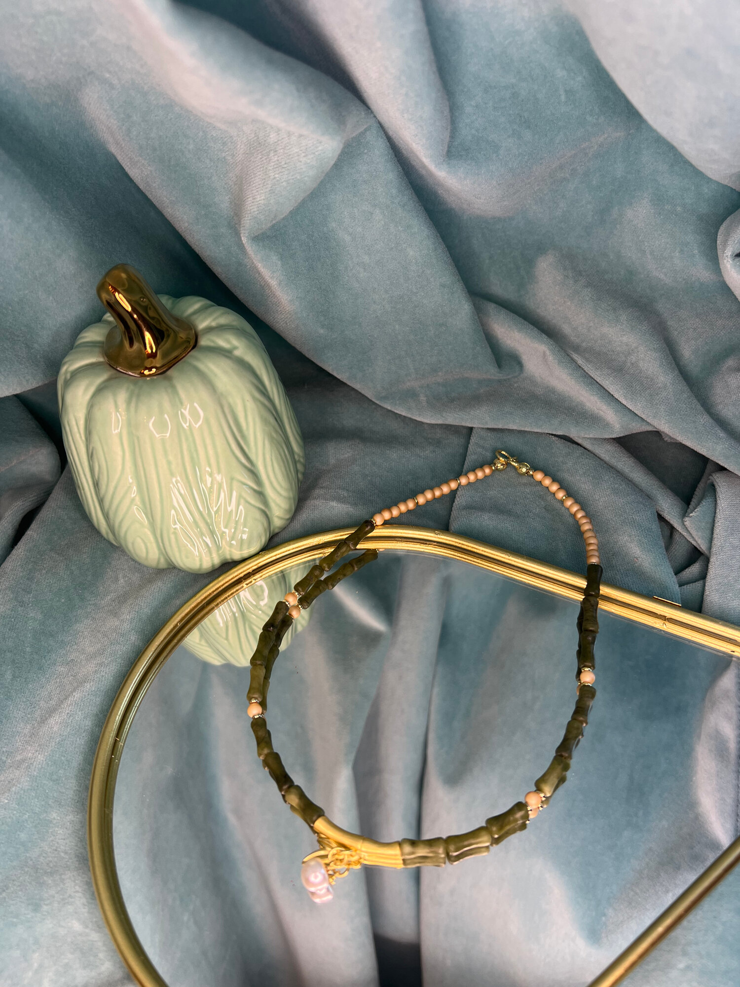 Колье, нефрит, жемчуг имитация