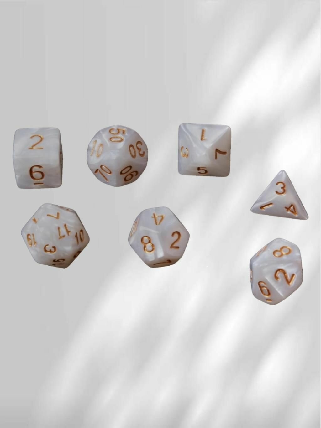 7 черных игральных костей D4 D6 D8 D10 D12 D20 для RPG, Белый