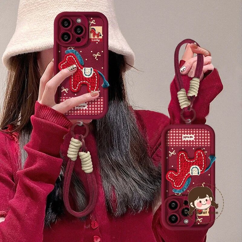 Новогодний красный чехол для телефона с 3D-вышивкой пони для Xiaomi 15 Pro 14 Ultra 14T 13 13T 12 12T 12X 12S 11T Pro Mi 11 11i Lite
