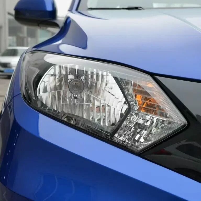 Фары автомобильные