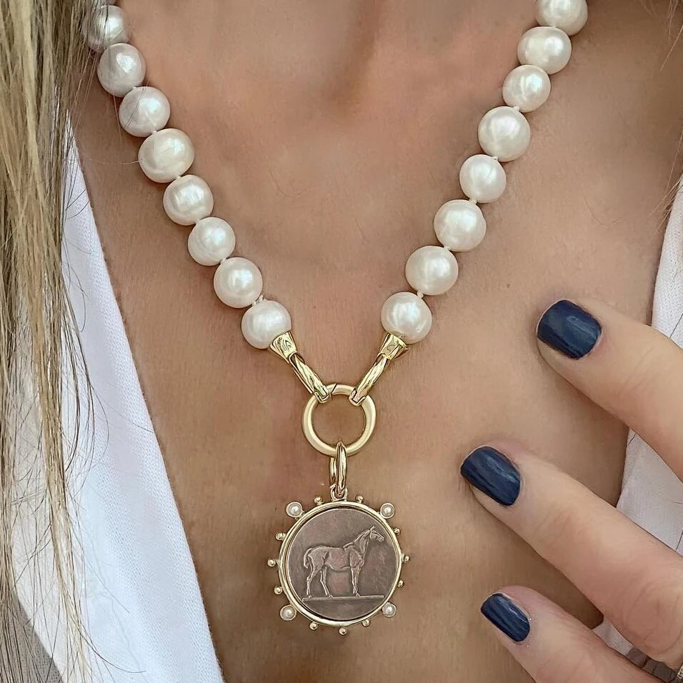 Колье Puka shell