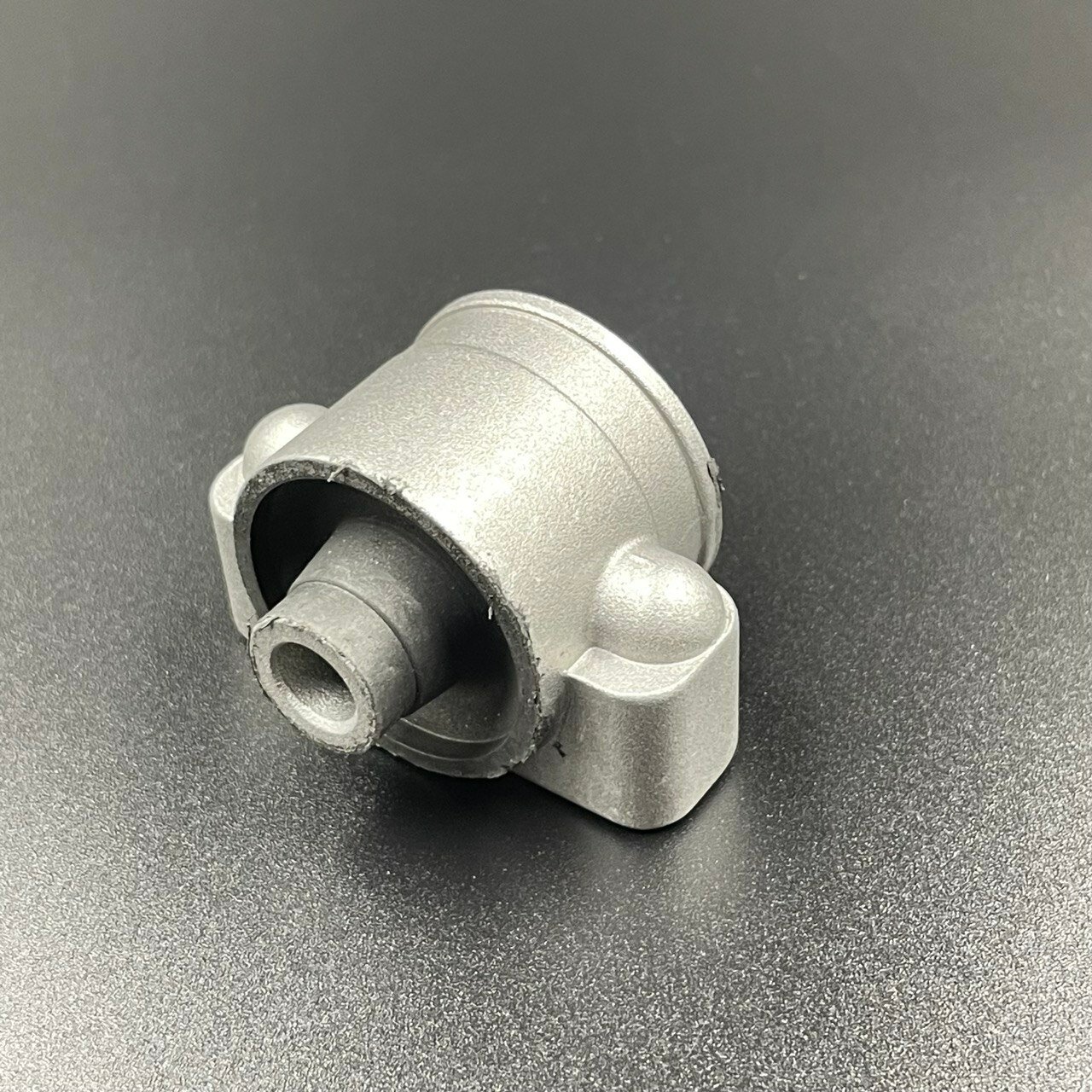 Демпфер опорный резиновый Yamaha 9.9-15 Old (Верхний) (Omax)