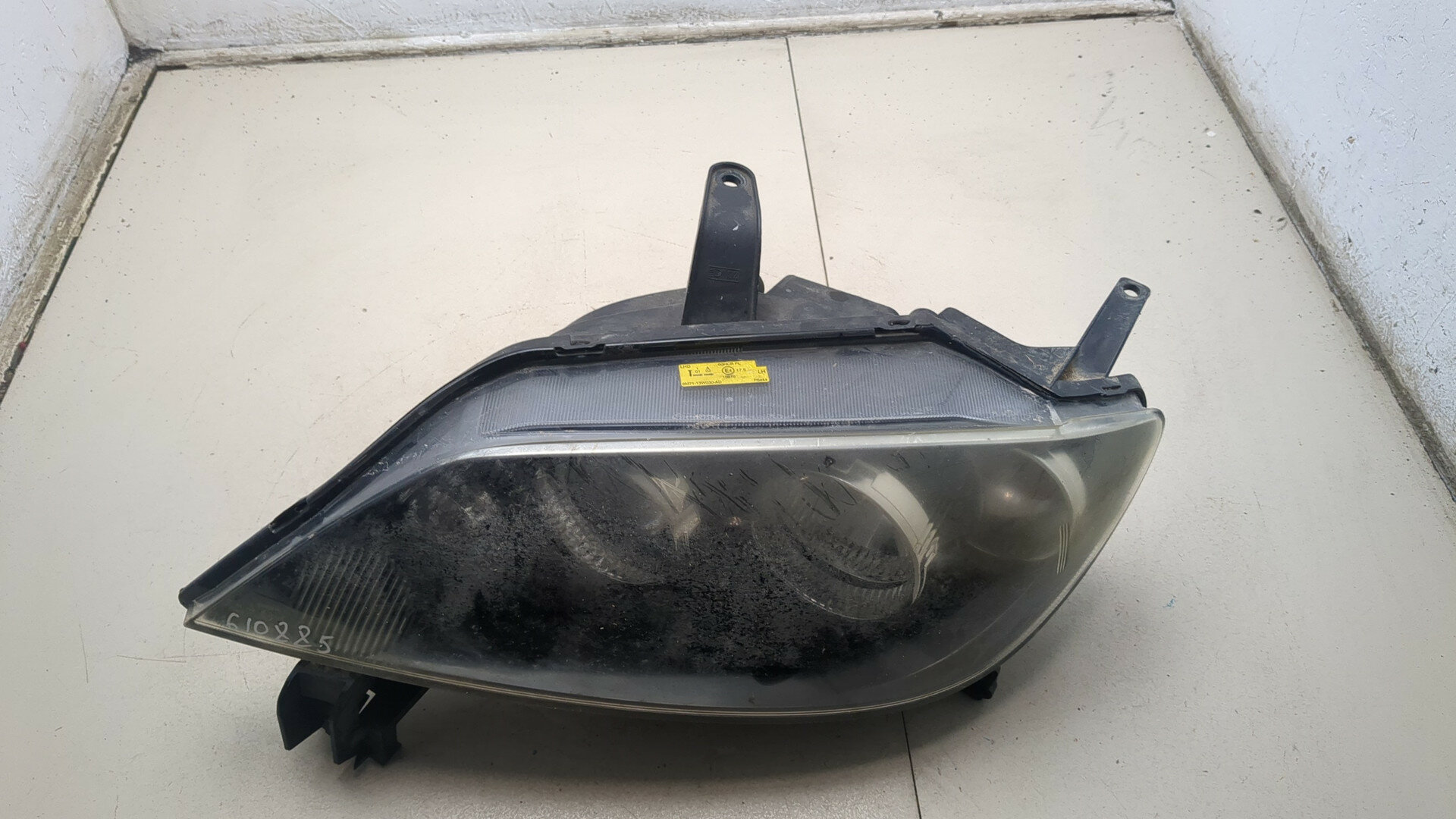 Фара (передняя) левая Mazda 2 Б/У