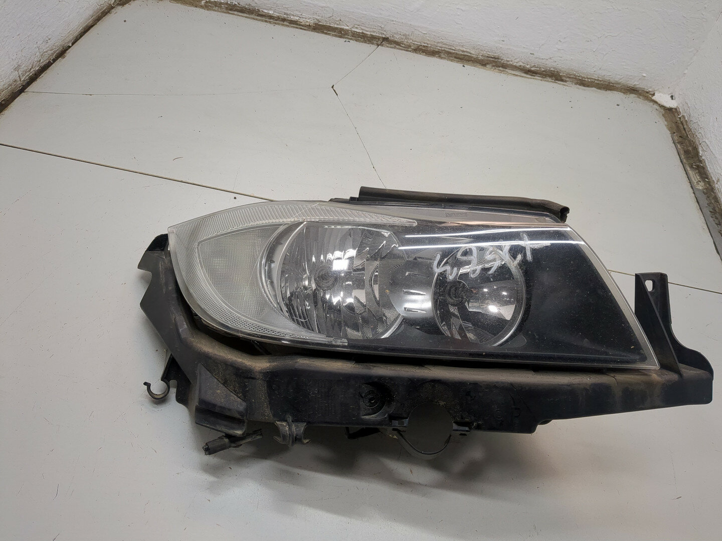 Фара (передняя) правая BMW 3 E90, E91, E92, E93 Б/У