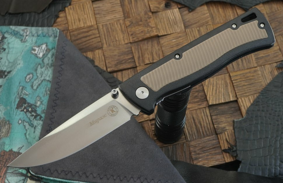 Складной нож Кизляр Мираж, сталь D2, рукоять черный эластрон/песочная вставка