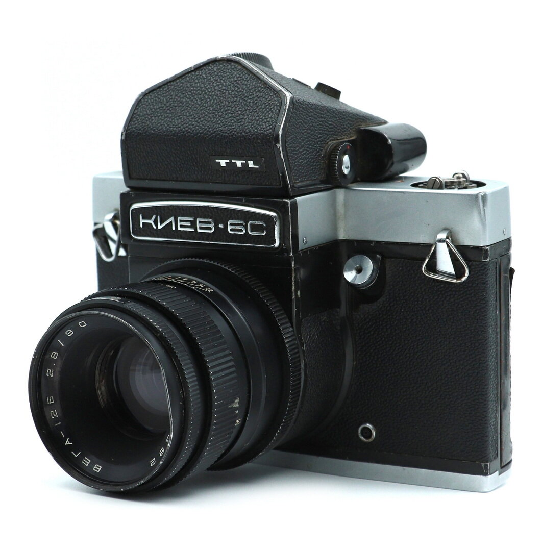 Зеркальный фотоаппарат Киев 6С + Вега-12Б (СССР)
