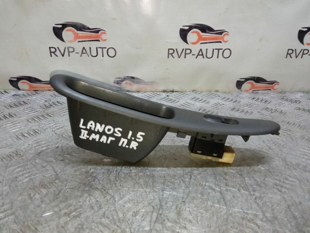 Блок упр стеклоподъемниками правый Chevrolet Lanos