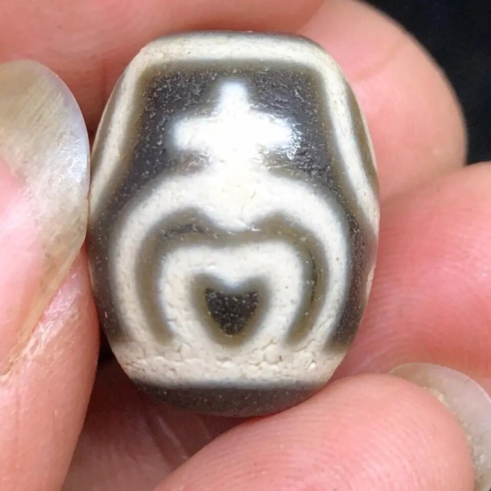 Тибетский кулон Дзи из агата и сердолика