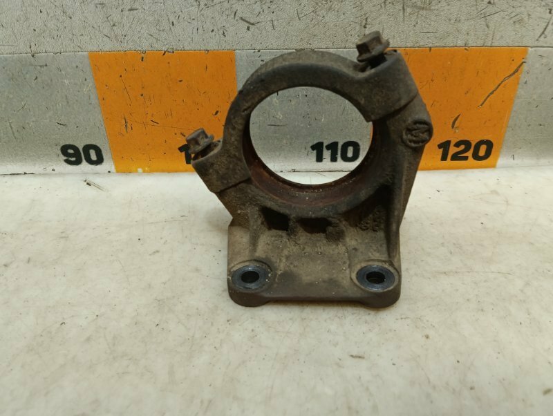 Б/У Кронштейн промежуточного вала Volvo S80 1999 TS 495513 VOLVO арт. 30735380