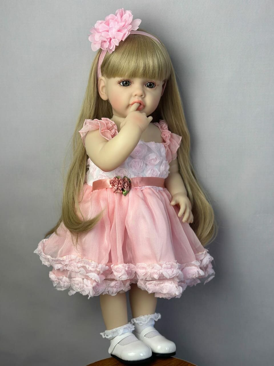 Кукла реборн BZDOLL 55 см. в нарядном платье. Кукла Reborn, можно купать
