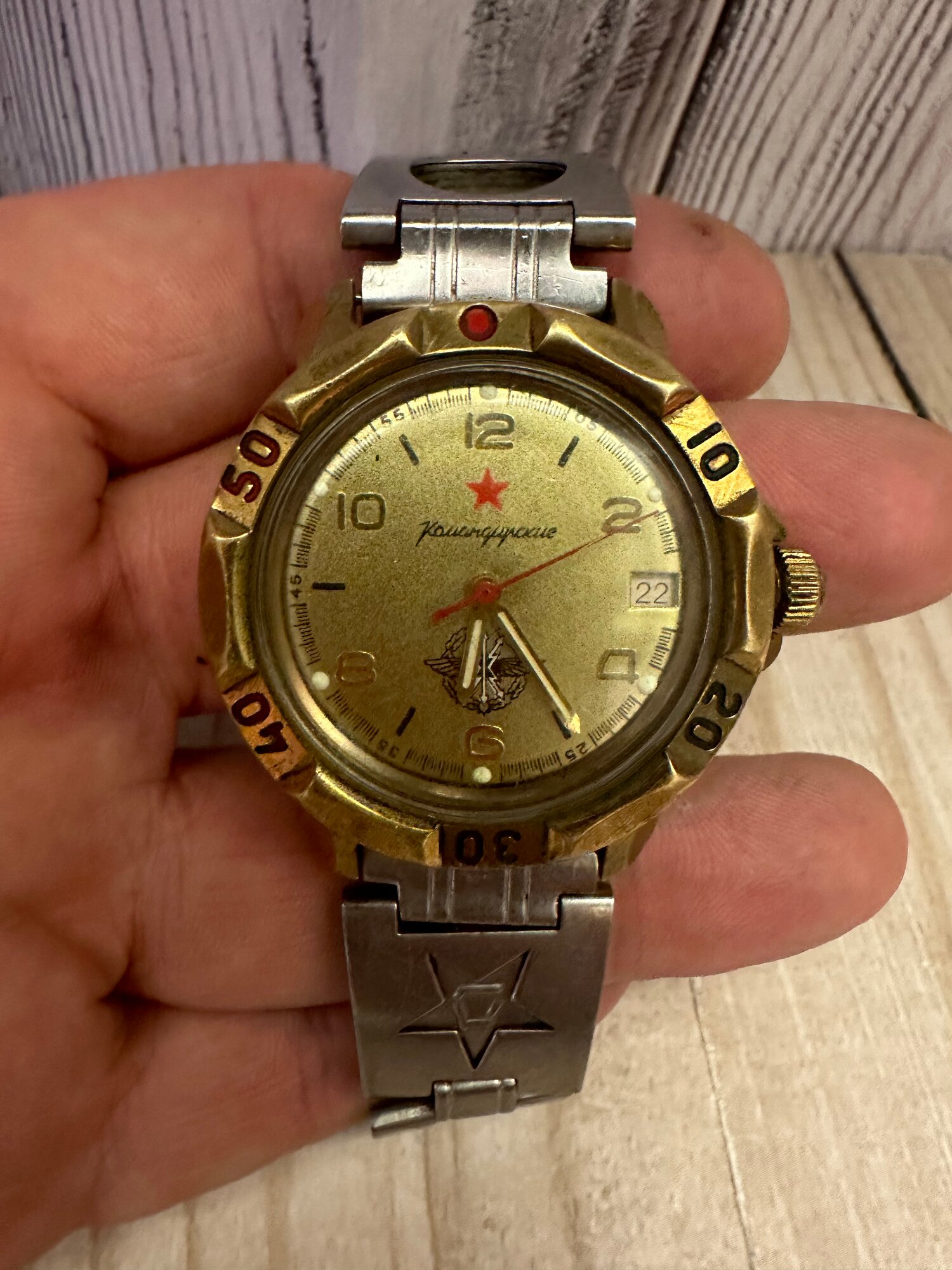 Часы Наручные Восток Командирские механика СССР шикарные на браслете