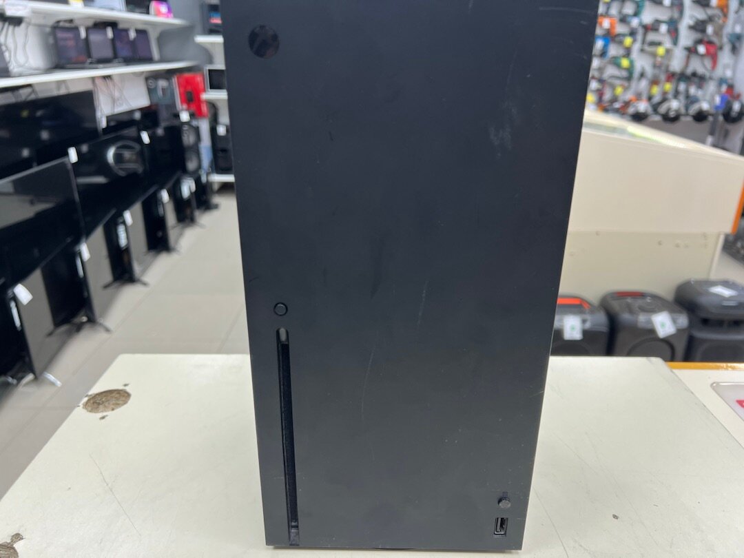 Игровая приставка Microsoft Xbox Series X Black, 1TB SSD, 4K, Bluetooth, Б/У Уценка