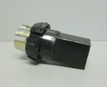 Патрон под лампу R5W (T15)***************************************