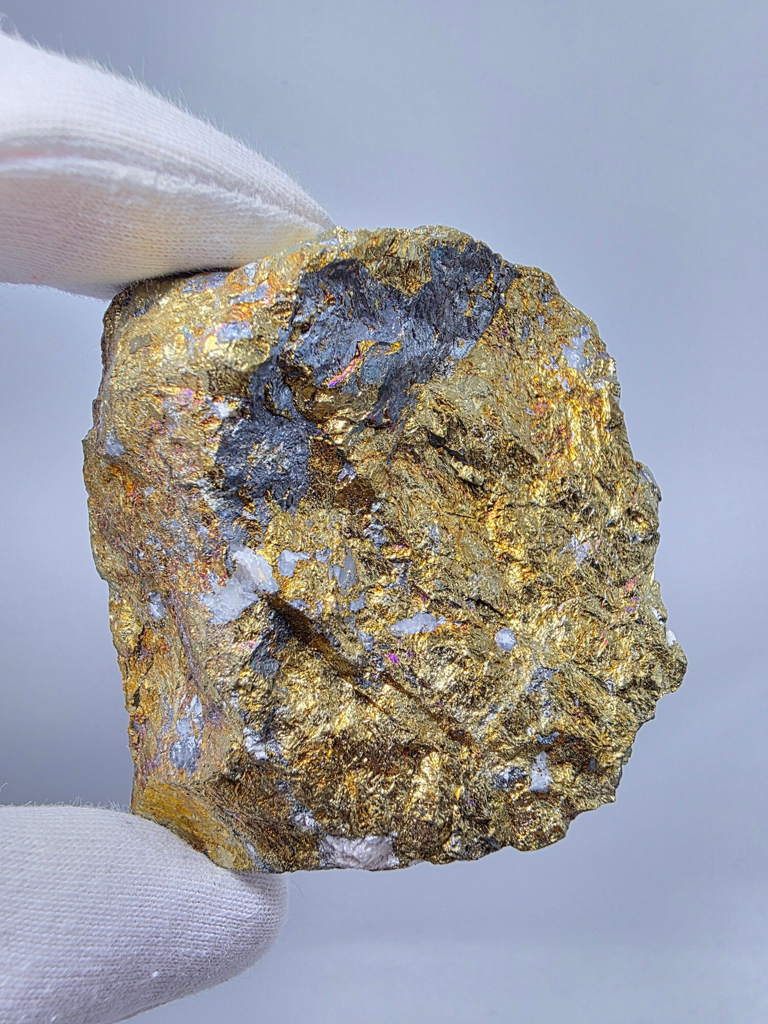 Халькопирит 74 мм, 315 г.