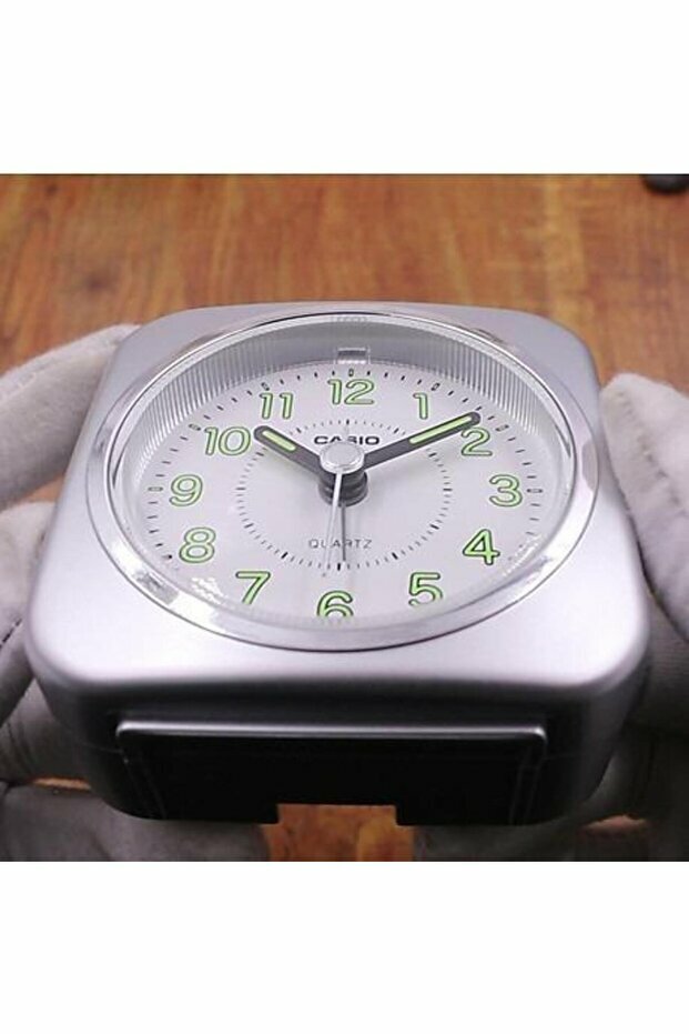 Будильник CASIO TQ-143S-8D, настольный, с будильником, белые цифры, пластик, Япония