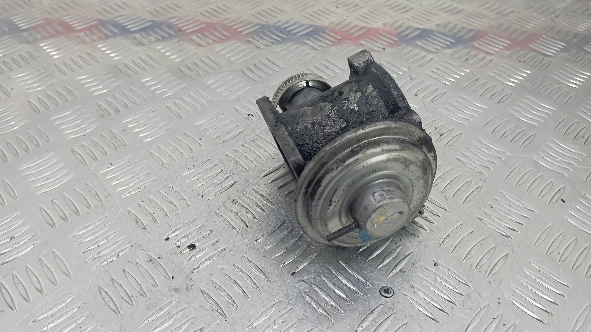 Клапан EGR дизельный BMW 7 E65, Номер 7804380