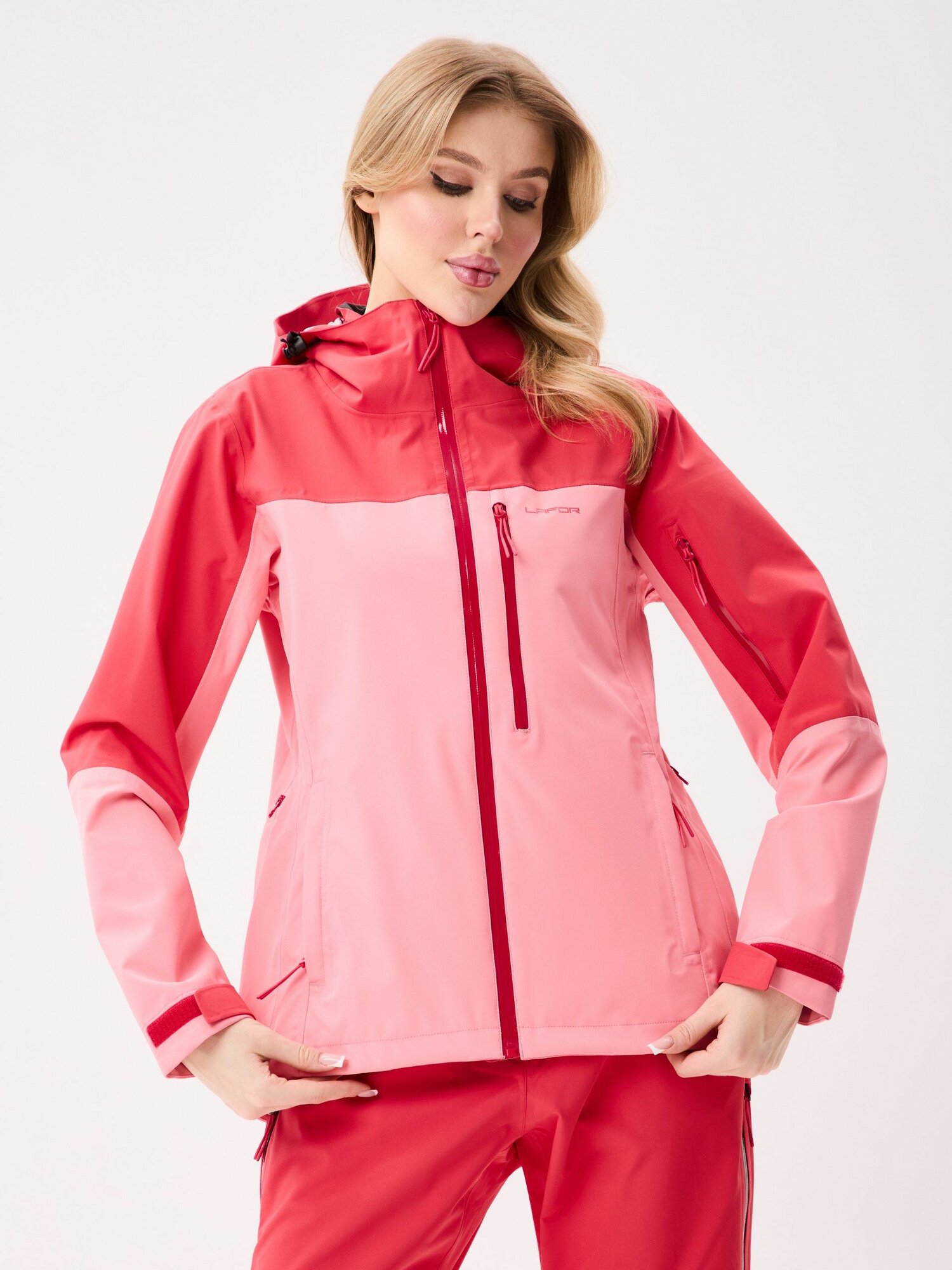 Куртка мембранная туристическая спортивная защитная спецодежда демисезонная женская Lafor, малиновый, 50