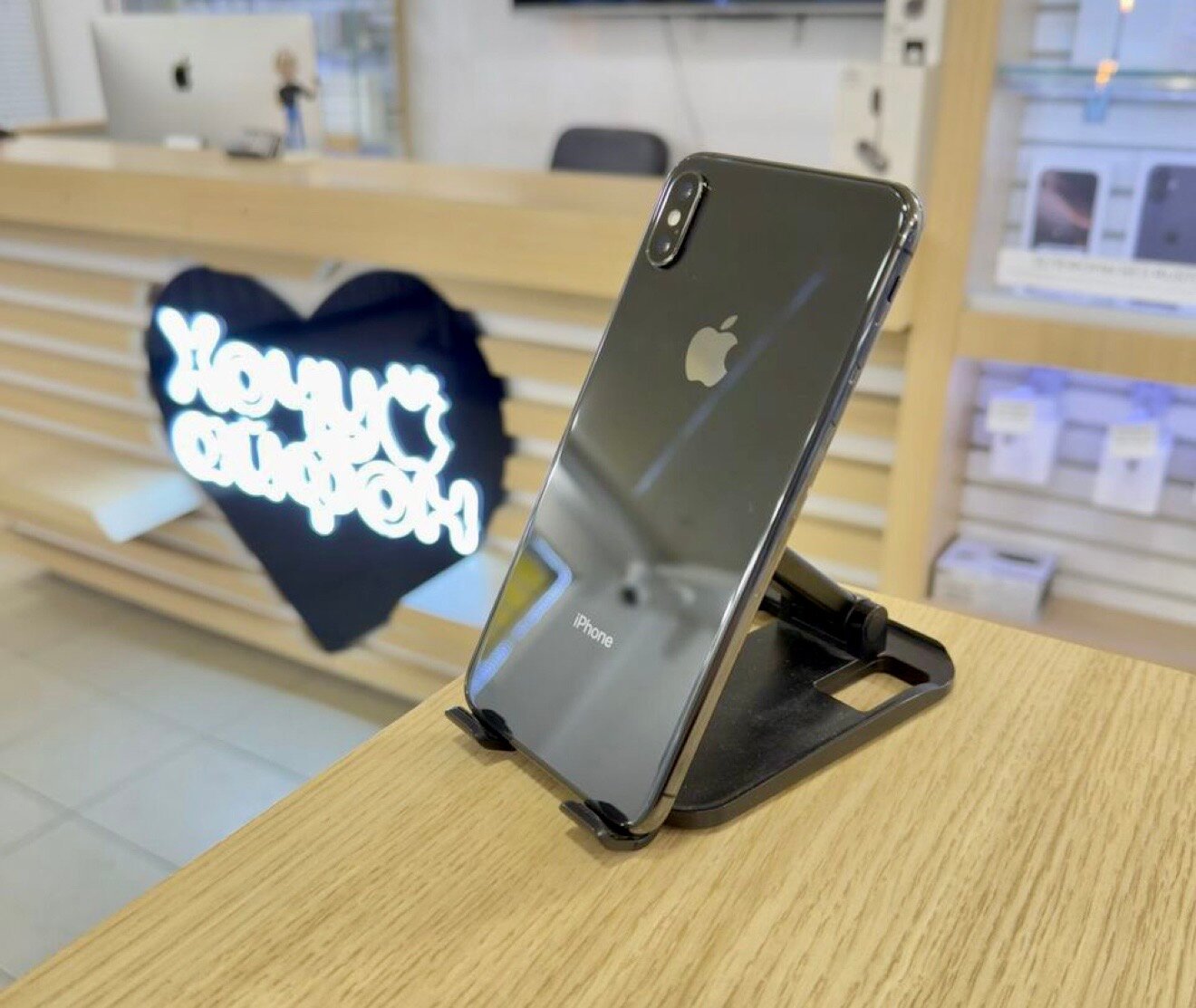 Смартфон Apple iPhone Xs Max 256 ГБ, nano SIM+eSIM, серый космос