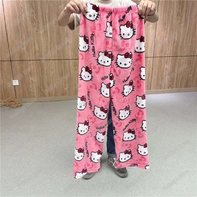 Рождественская пижама Sanrio Hello Kitty, фланелевые модные брюки на Хэллоуин, милые шерстяные повседневные домашние брюки с мультяшным рисунком для женщин, осенние брюкиРазмер: 2XL, вес: 65-75 кг