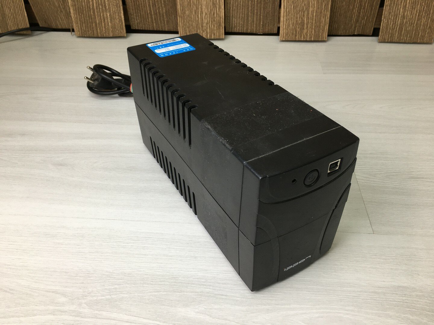 ИБП Ippon Back Power Pro New 500 без батареи