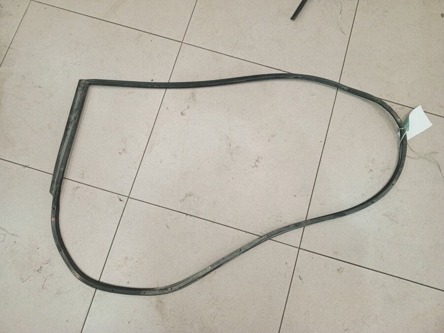 Уплотнитель двери задней левой от Chevrolet Lacetti J200 2003-2013