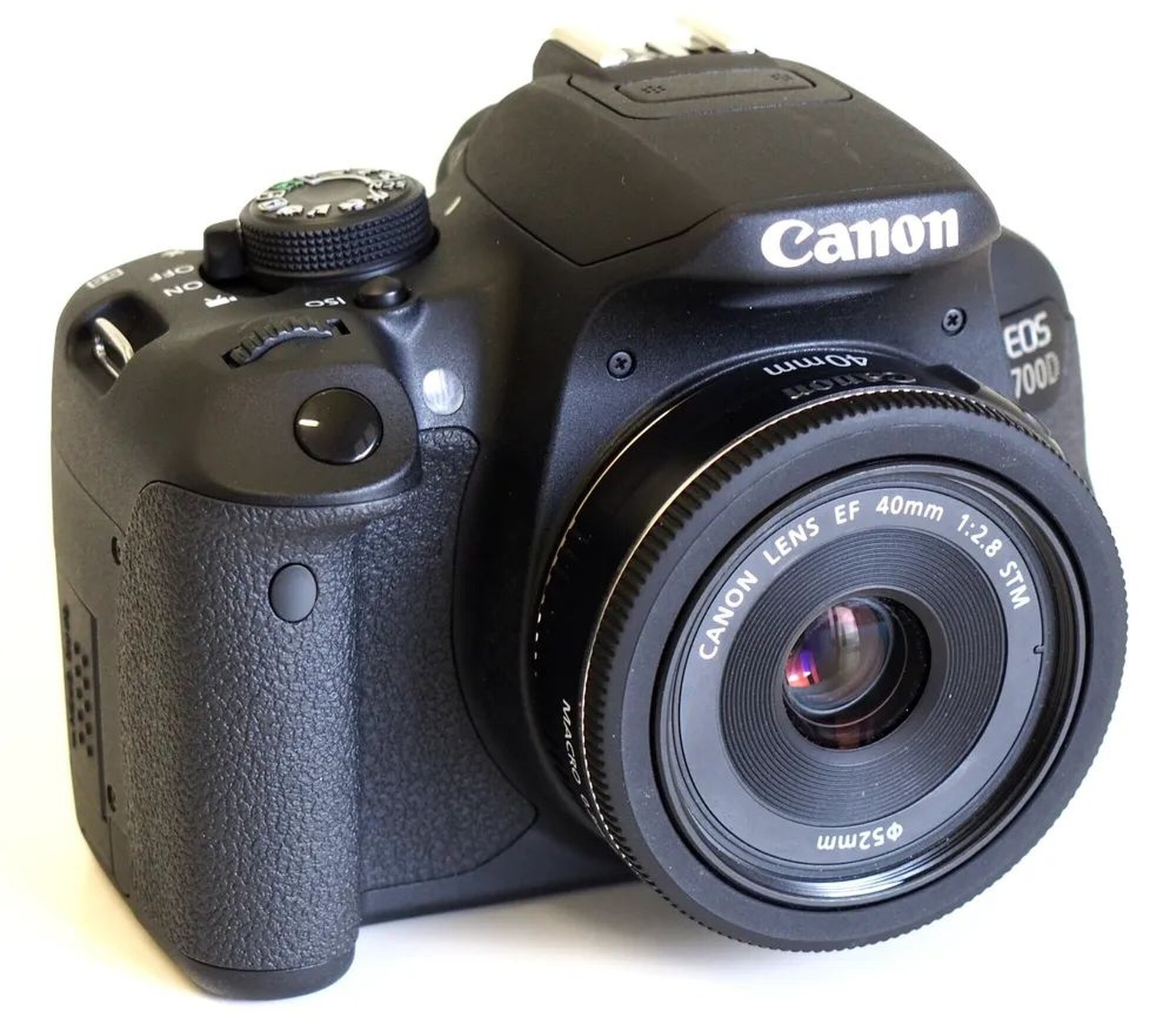 Фотоаппарат Canon EOS 700D Kit, с объективом 40mm STM, черный