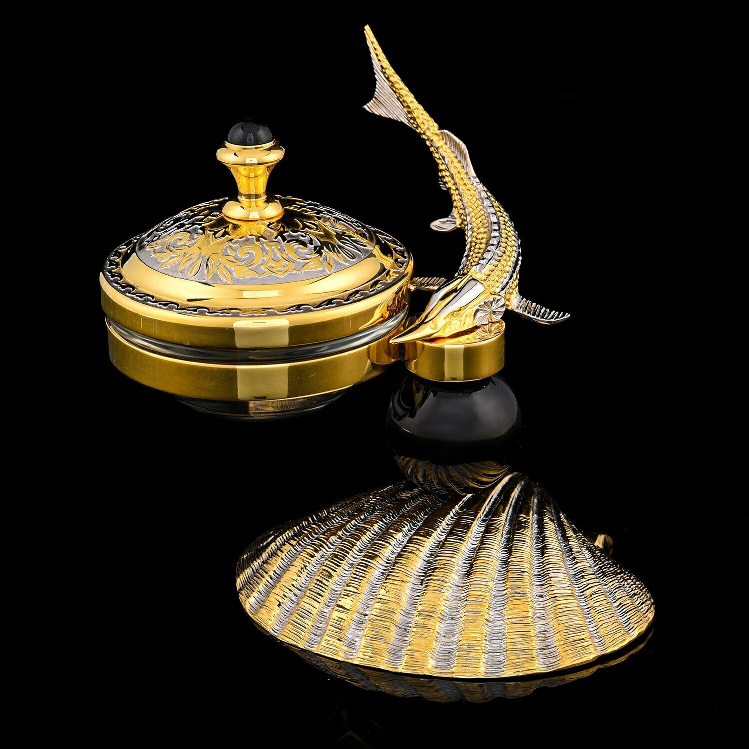 206288 Златоуст икорница осетр на ракушке в П/У