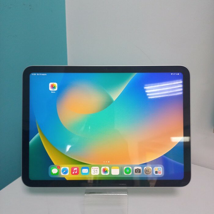 Планшет Apple iPad (10-го поколения) (2022) 4/64 Серебристый