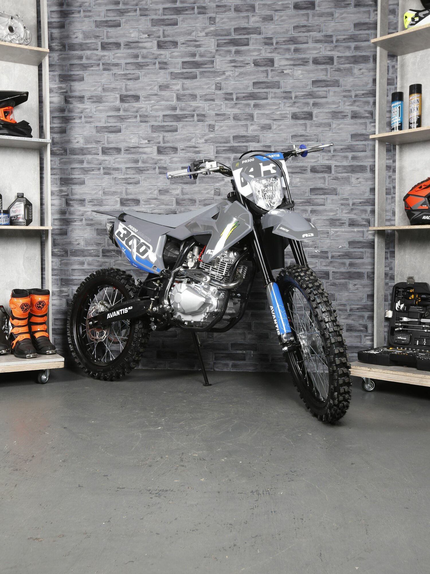 Эндуро Avantis A3 HSQ PR300, бензиновый двигатель, 271 куб. см, мощность 25 л. с.