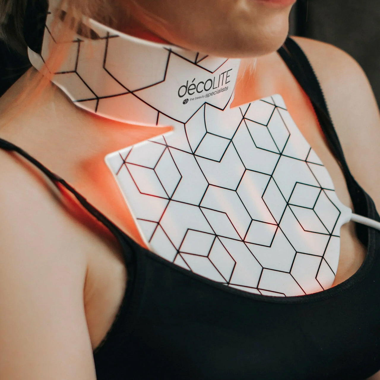 FaceLITE Маска светодиодная для шеи и зоны декольте decoLITE LED Dcolletage and Neck Mask