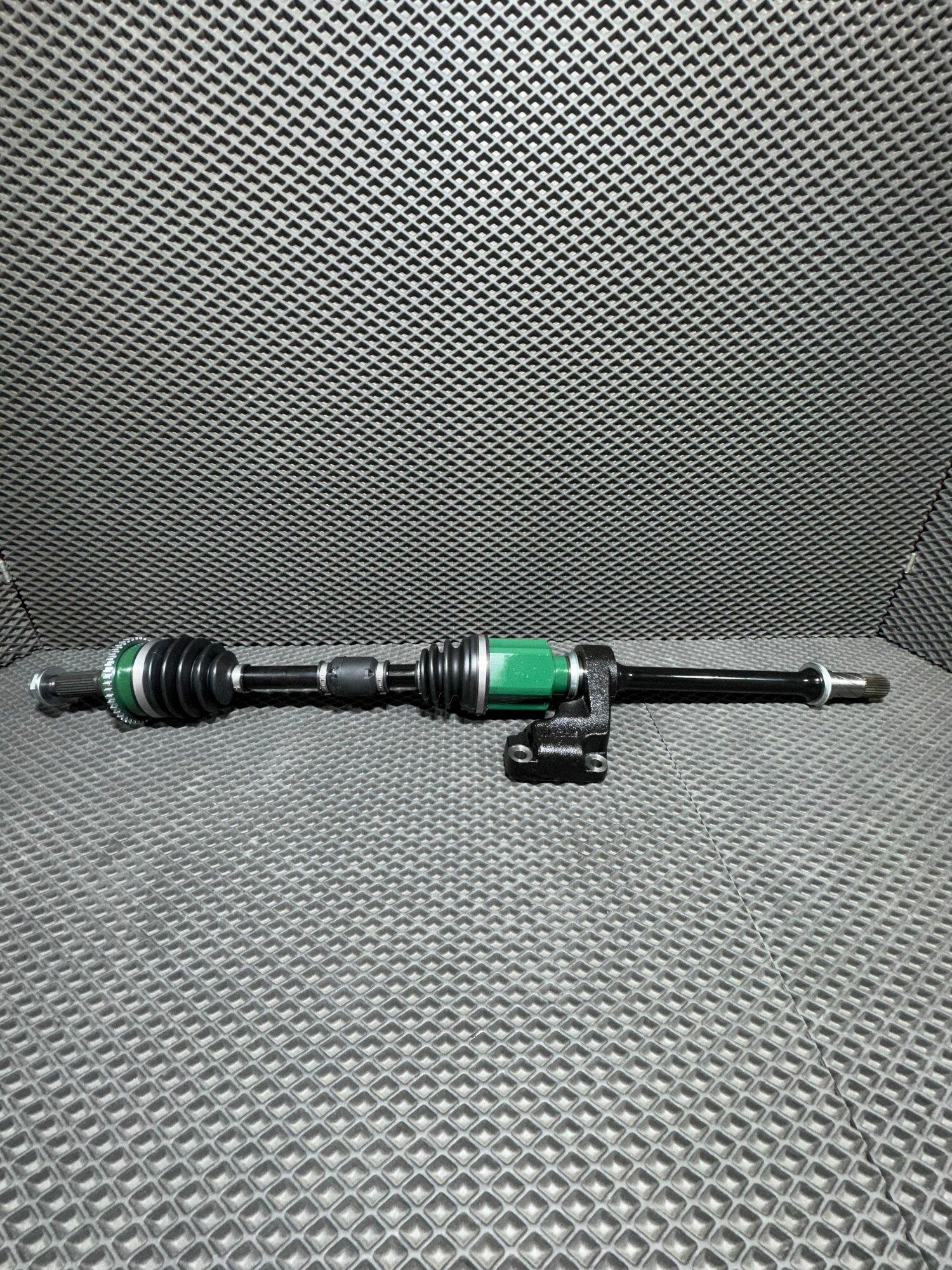 Правый привод в сборе Mazda 6 GG 05- 07 рестайлинг 2.0/2.3 АКПП GP182550X