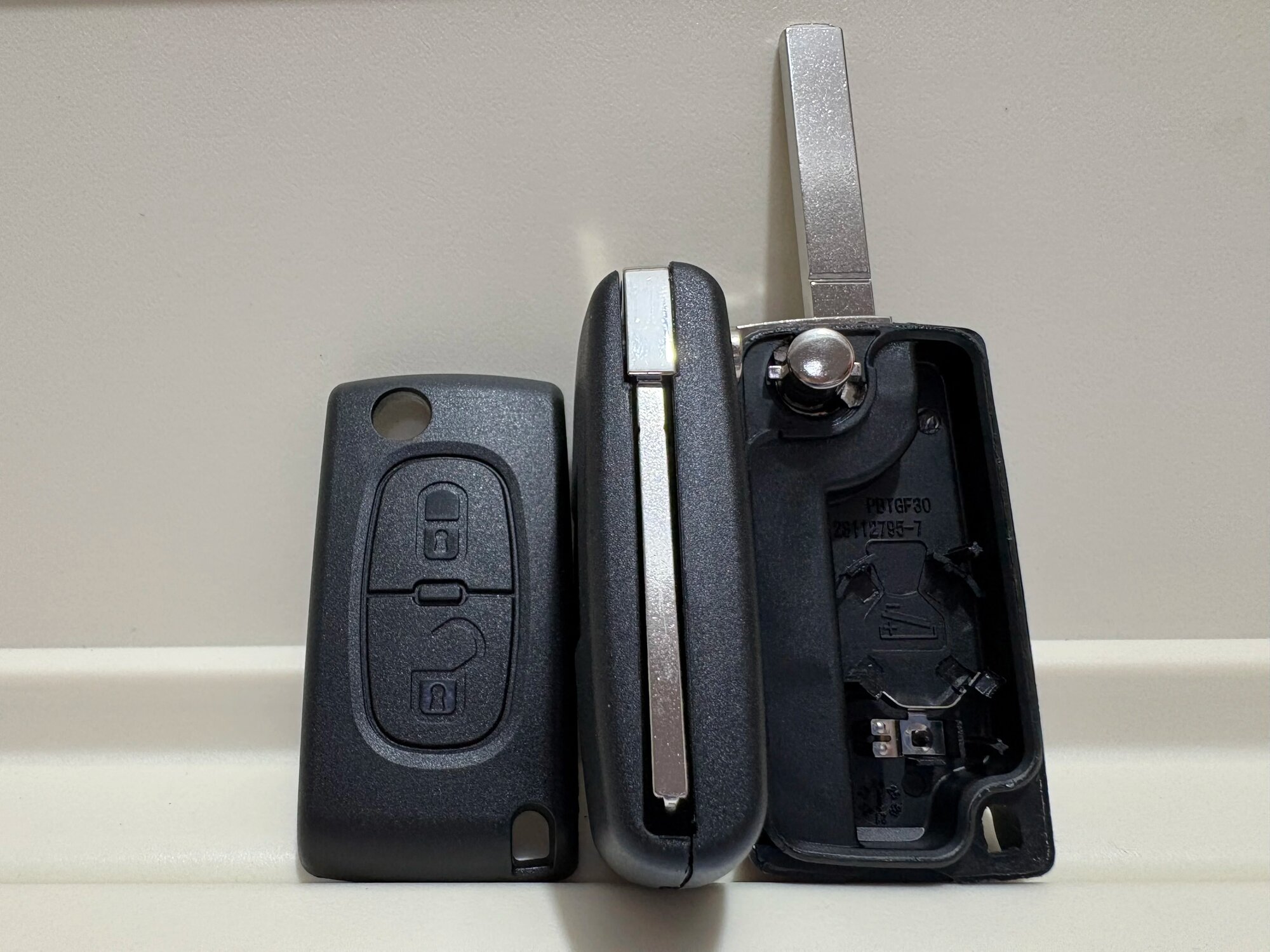 Для Peugeot 207 307 308 407 607, для Citroen C2 C3 C4 C5 C6, выкидной/складной корпус ключа зажигания, 807, 2 кнопки