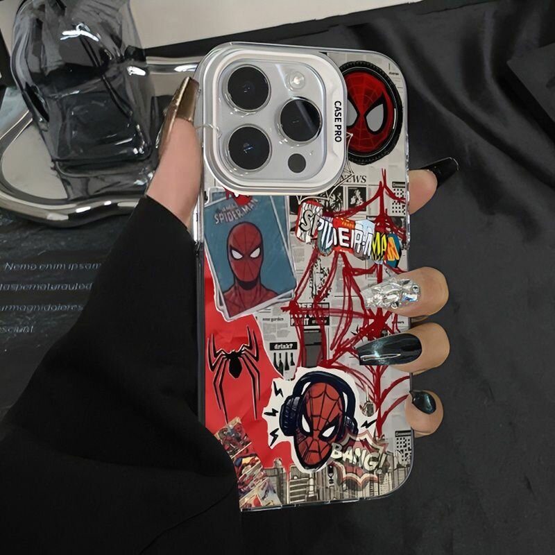 Чехол на Самсунг A55 / Samsung A55 белый с принтом Ретро-коллаж Человека-паука от Marvel силиконовый ударопрочный