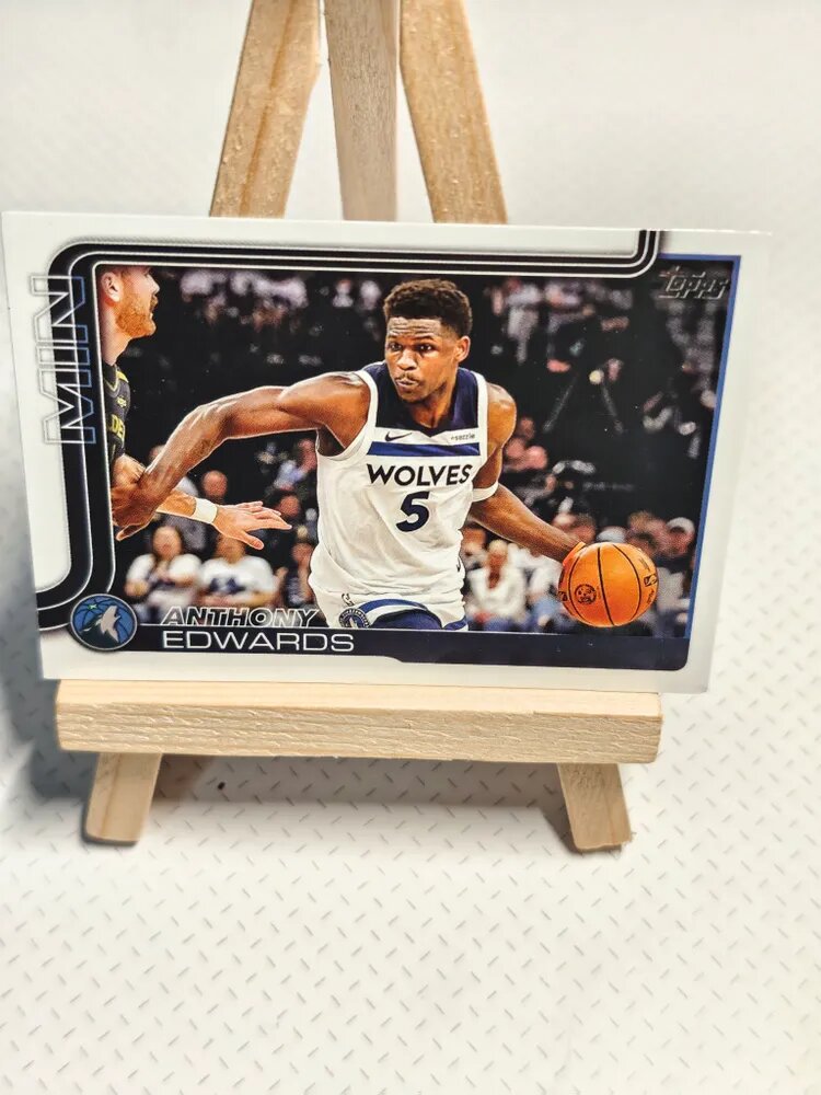 Коллекционная карточка Topps NBA (стандартное издание)