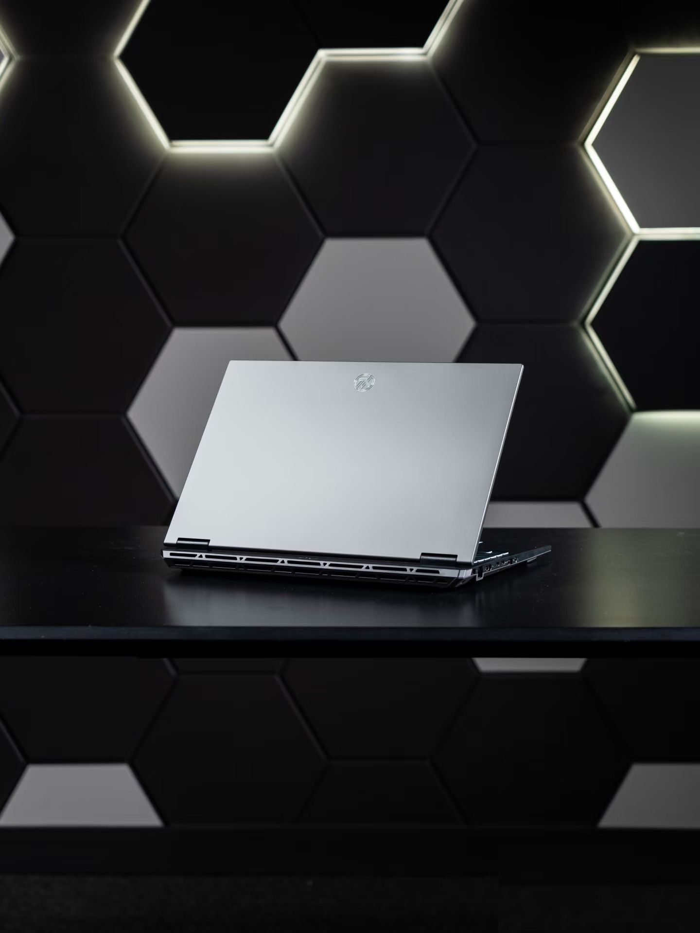 Игровой ноутбук ASUS TUF Gaming A16, R7-H260, RTX5050,32ГБ/1ТБ, Русская раскладка — фото 1