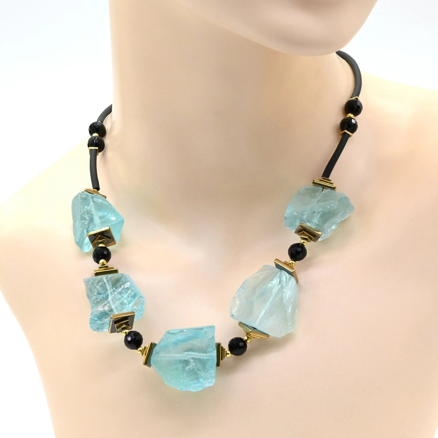 Колье, аквамарин