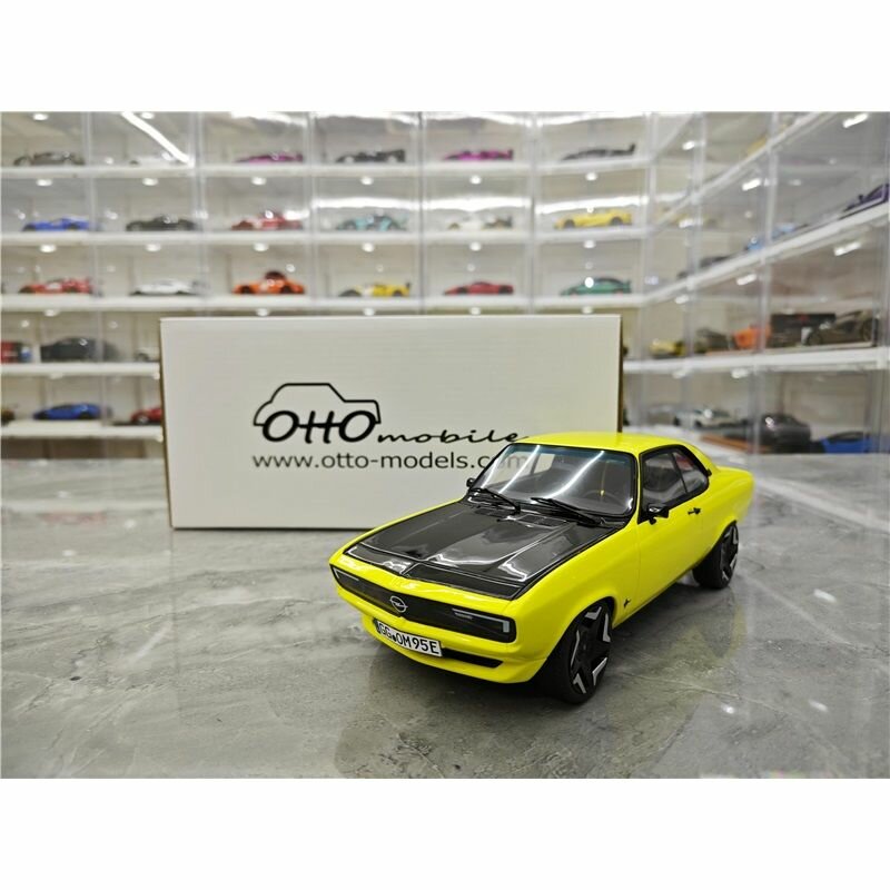 Машинка OTTO 1:18 OPEL MANTA GSE Модель легкосплавного автомобиля