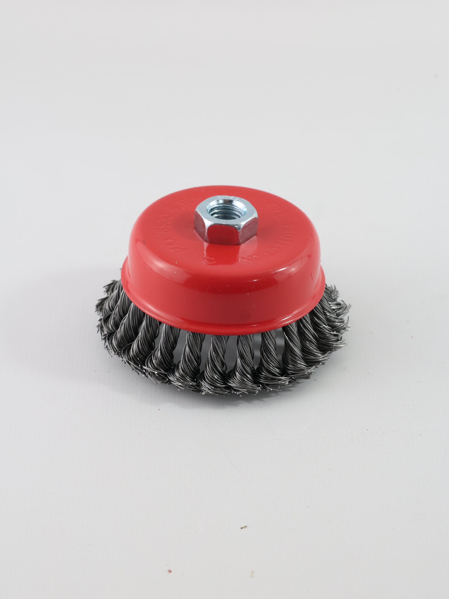 Щетка чашечная 100мм для УШМ с гайкой (витая жесткая) LIT