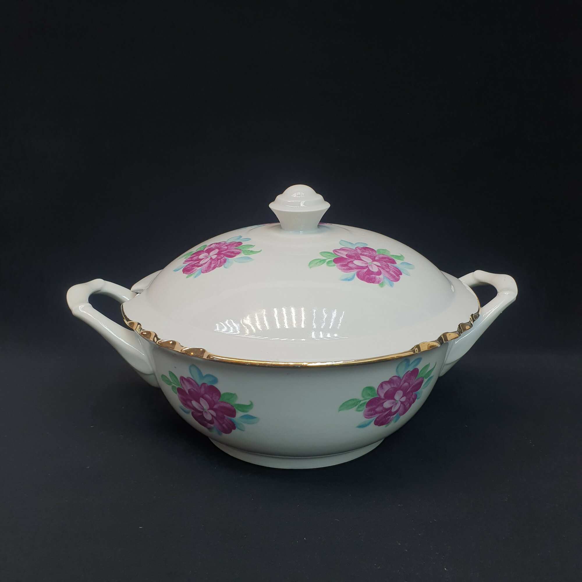 Винтажная супница Дулево 3-4 литра, фарфор, деколь, позолота, СССР.