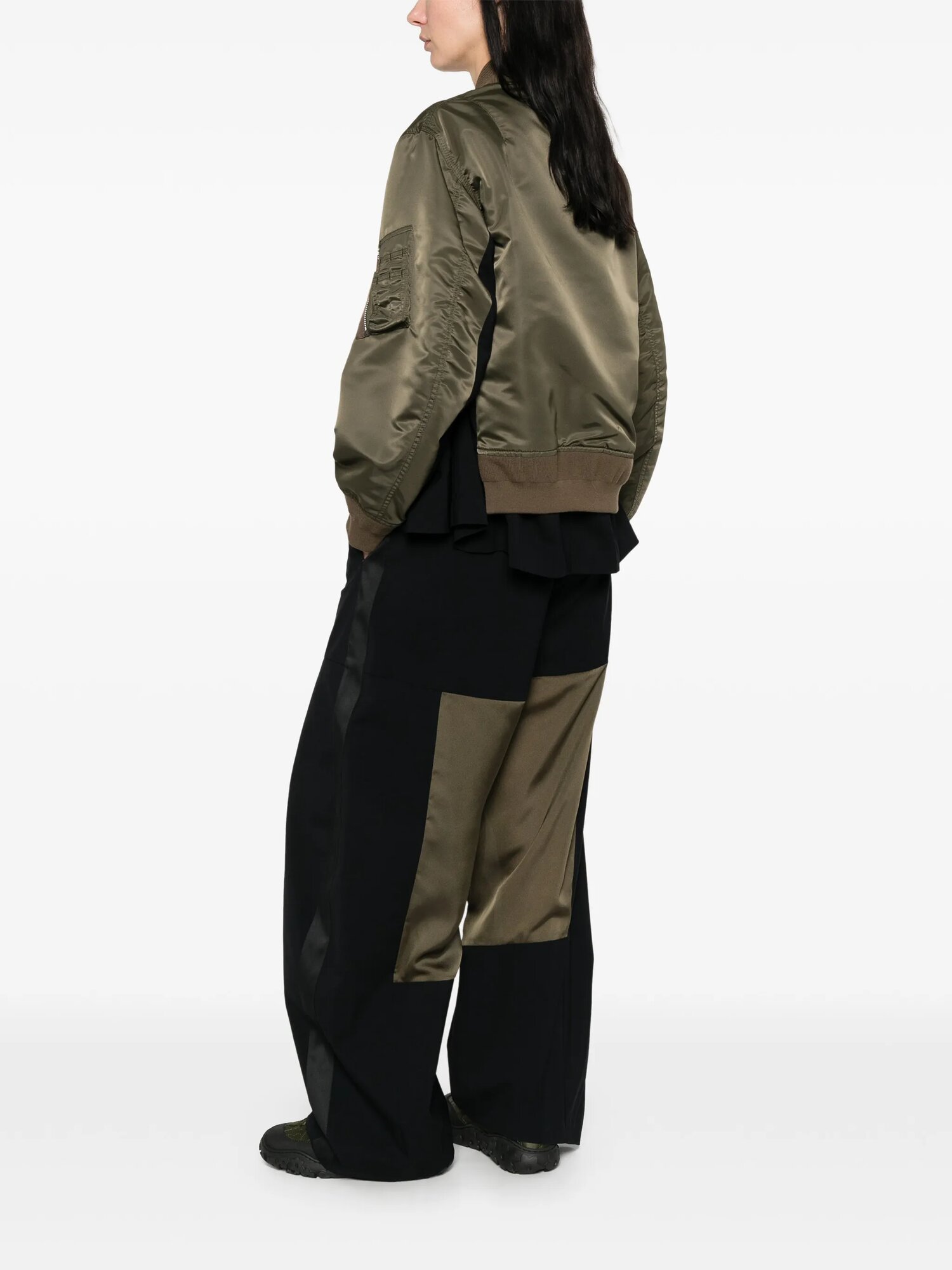 Брюки Sacai Panelled-design trousers, размер 44, черный — фото 1