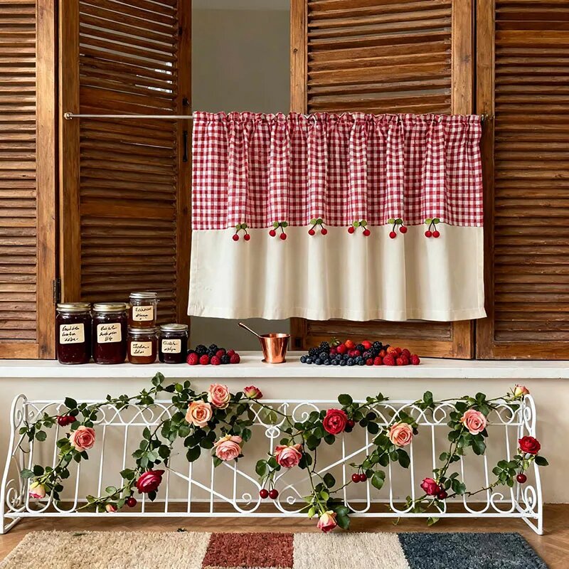Клетчатая занавеска Tiyana красная вишня W200 x H90cm 1Piece, Red