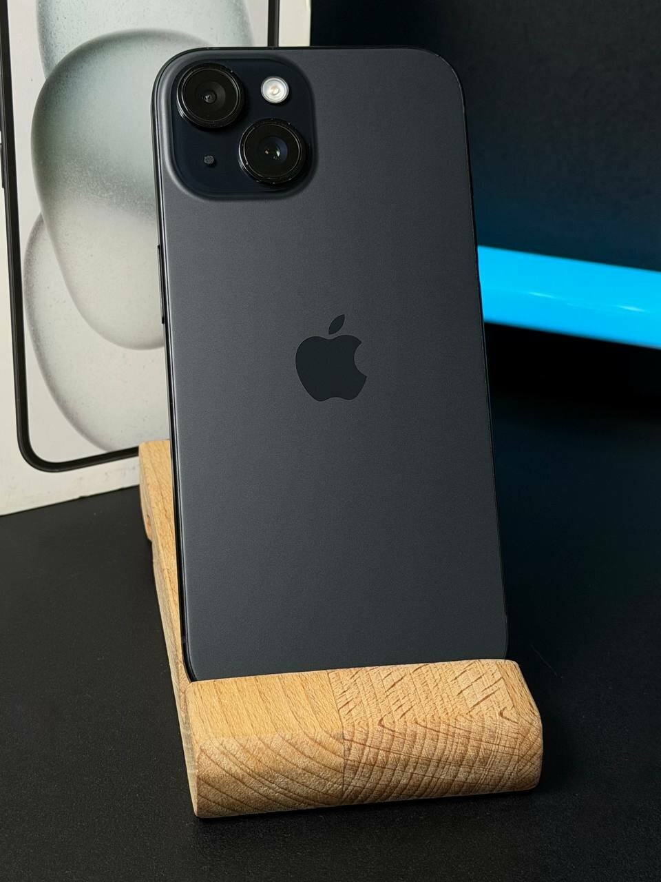 Смартфон Apple iPhone 15 128 ГБ, nano-SIM + eSIM, чёрный